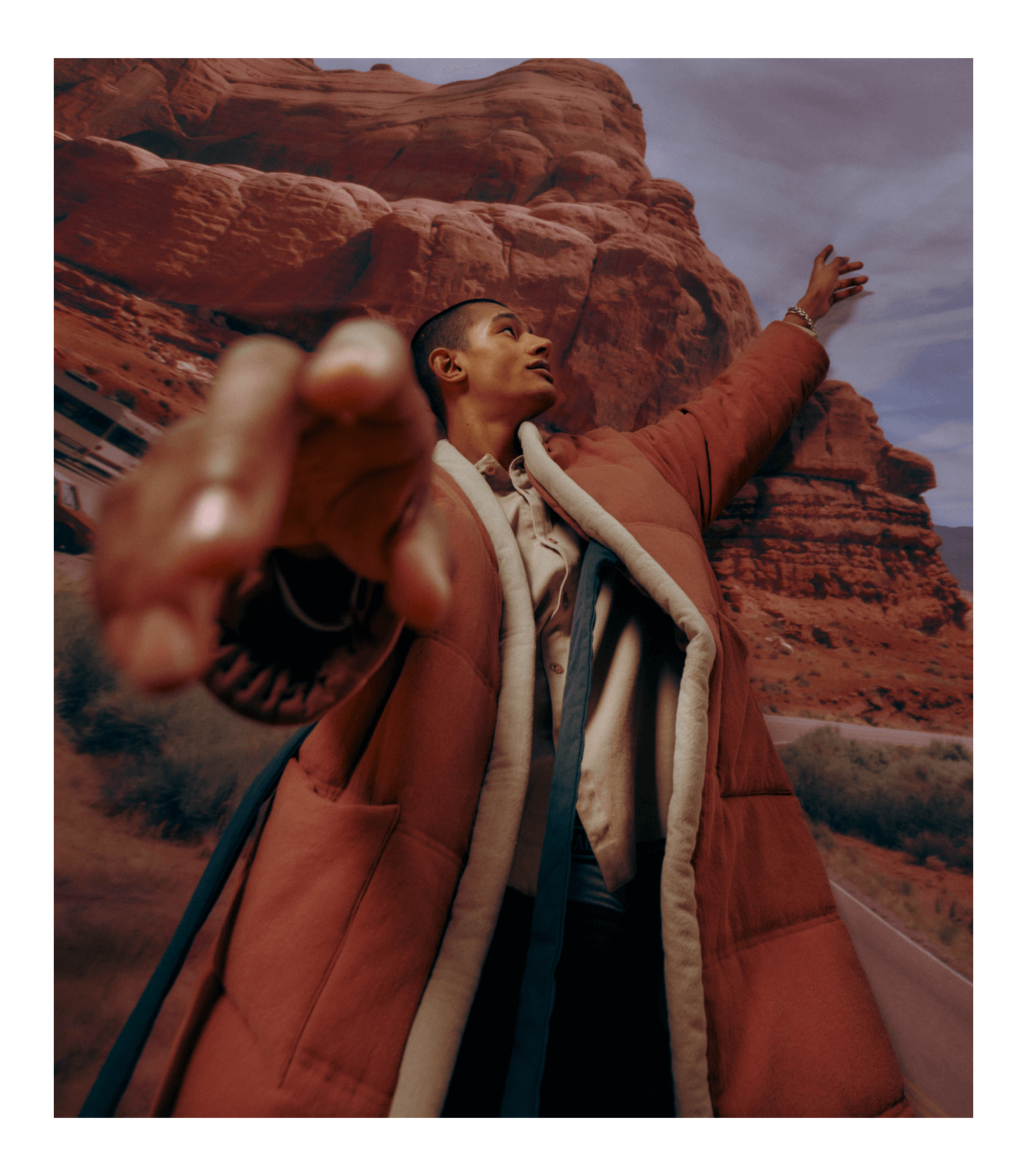 OFFHOURS Homecoat in Red Rock