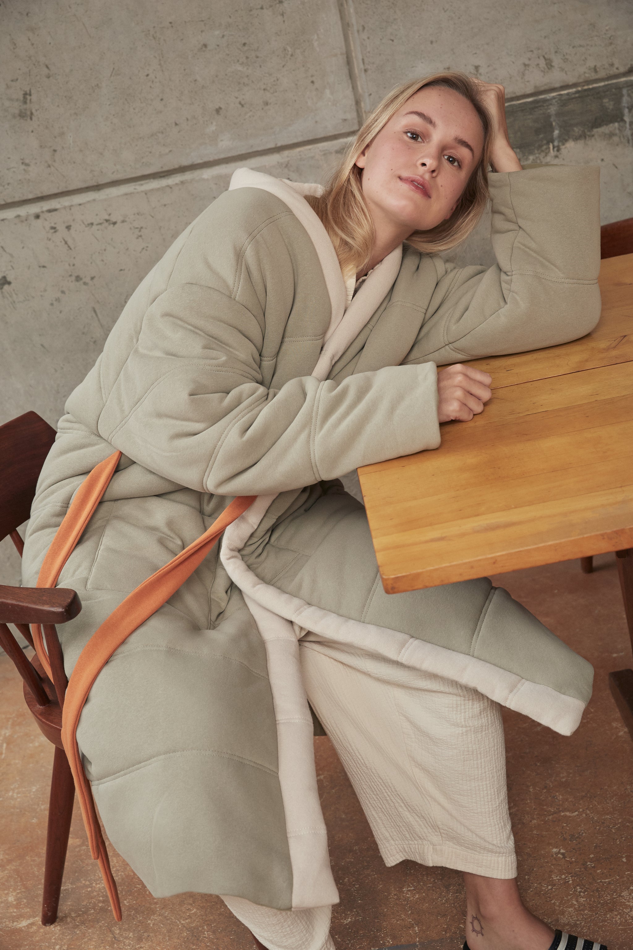 OFFHOURS Homecoat in Michelangelo